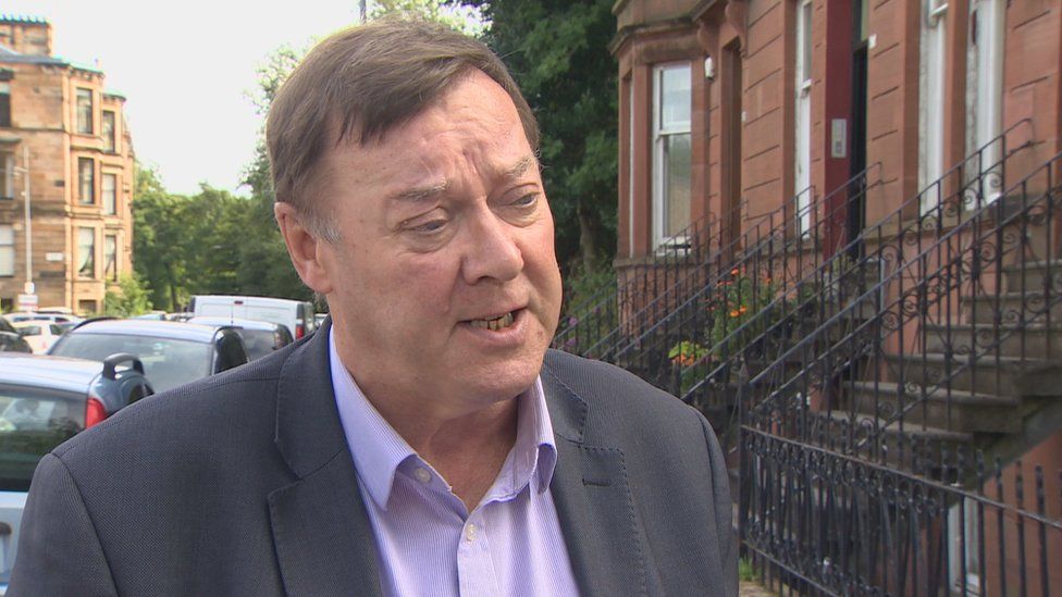 Young Scots face years of saving for first home deposit - BBC News