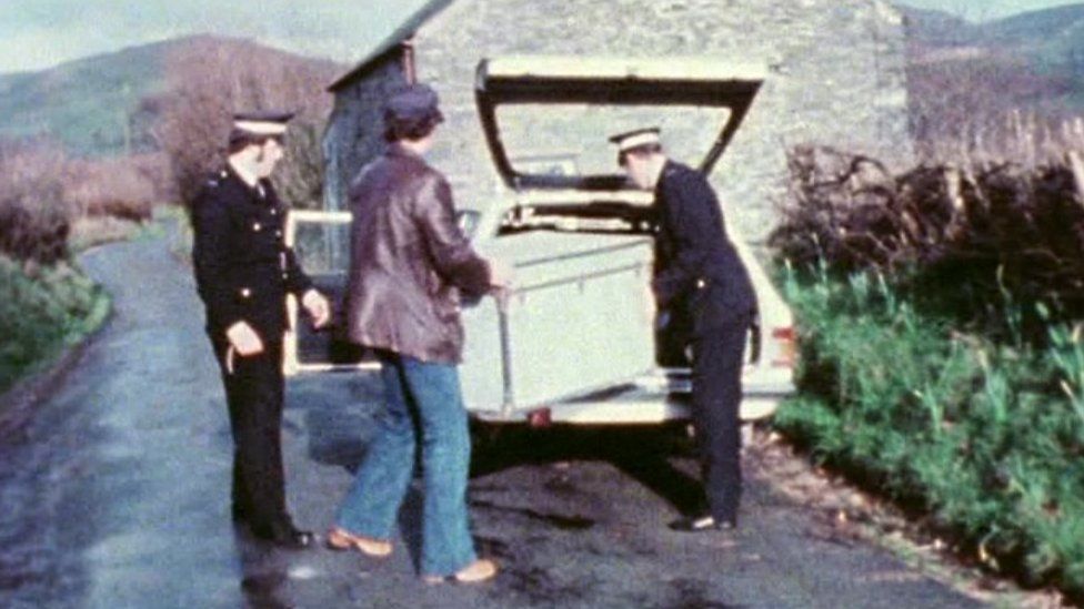 Operation Julie: How I infiltrated a drugs gang - BBC News