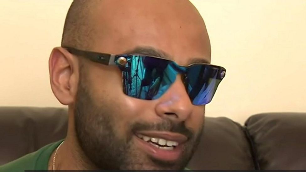 Click here: Twitter alt text meme that isn't funny for blind people ...