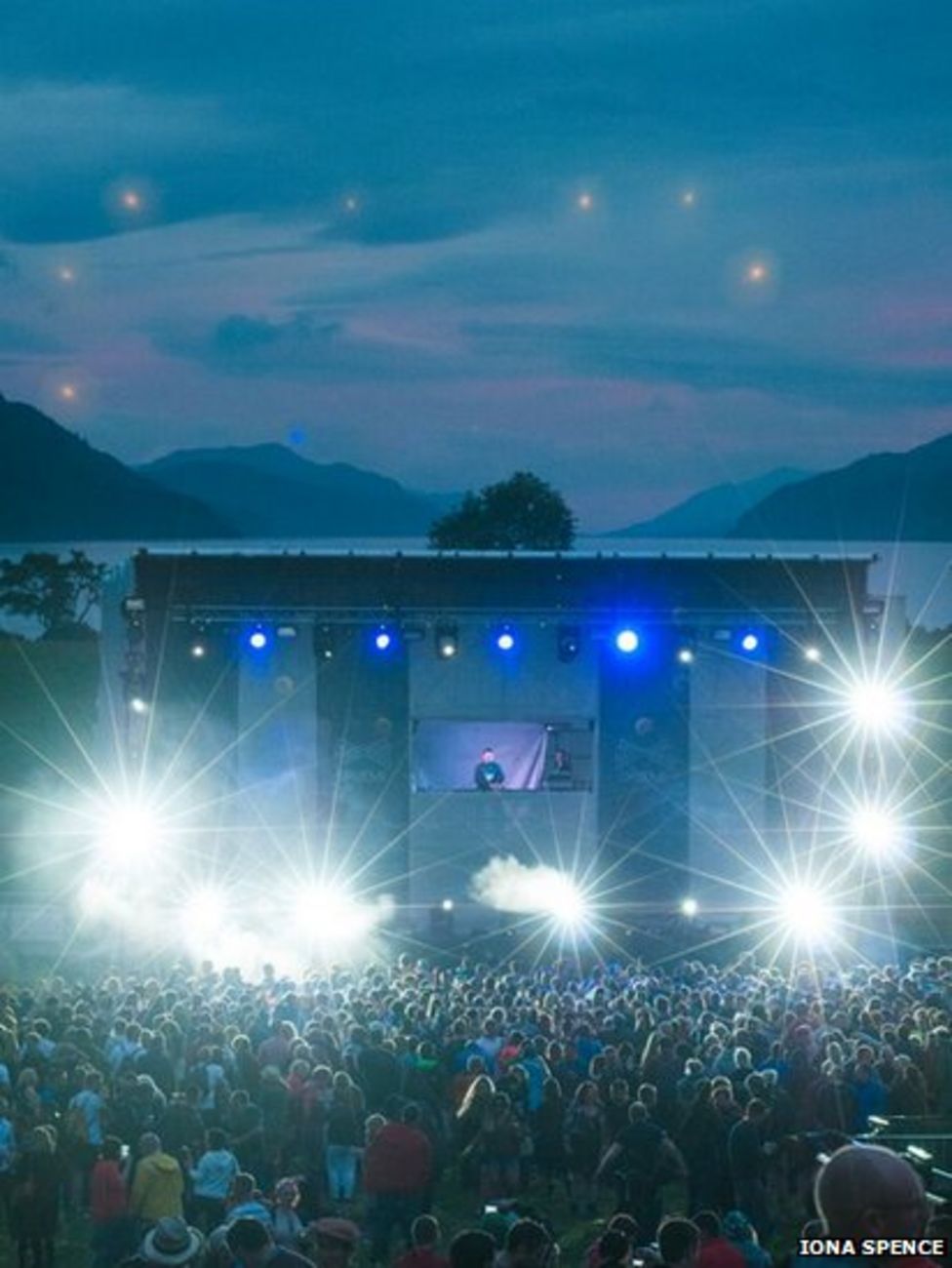 New groove: Images for Loch Ness dance festival - BBC News