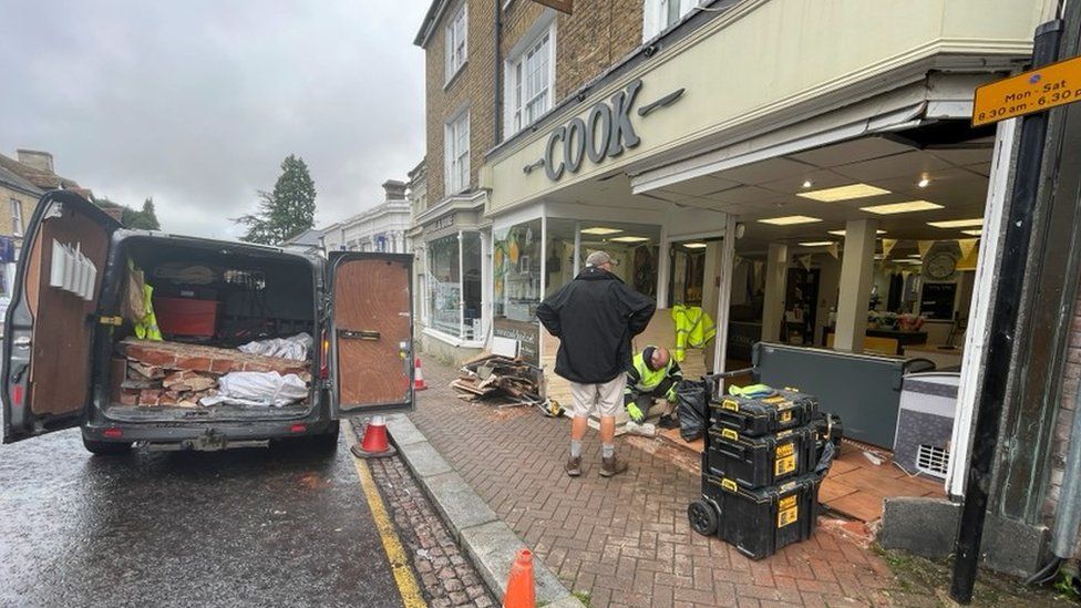 Bishop's Stortford: Man arrested after truck crashes into shopfront ...