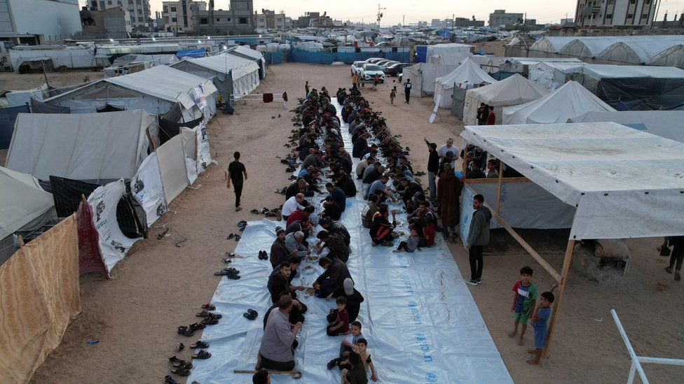 Newspaper headlines: 'Gaza famine' warning and Corrie 'budgeting row ...