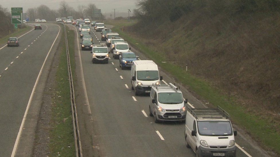 More than 150 vans in Plymouth tool theft protest rally - BBC News