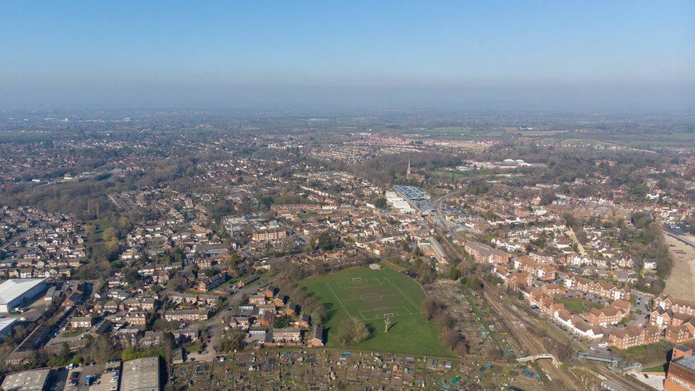 Wokingham council building target ignores 2,000 homes, authority says ...