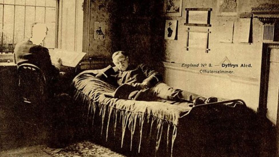 Carchar moethus yr Almaenwyr yng ngogledd Cymru - BBC Cymru Fyw