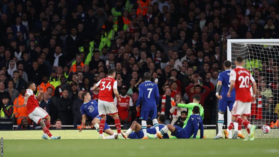 Arsenal 3-1 Chelsea: Angry Gunners show they are still in title race ...