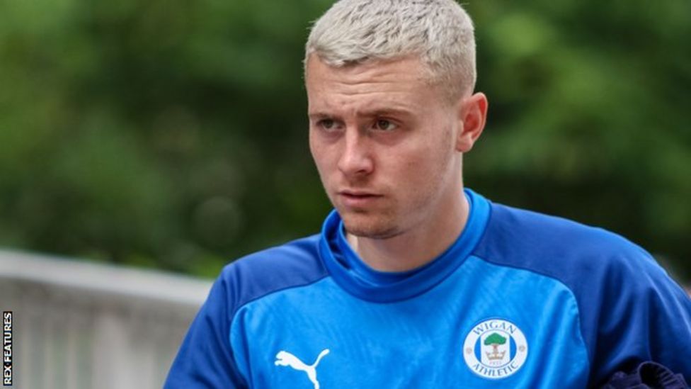 Lewis Macleod: Plymouth sign midfielder after Wigan departure - BBC Sport