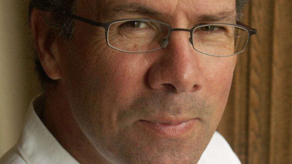 Buckley beats Mantel and Haddon to BBC story prize - BBC News