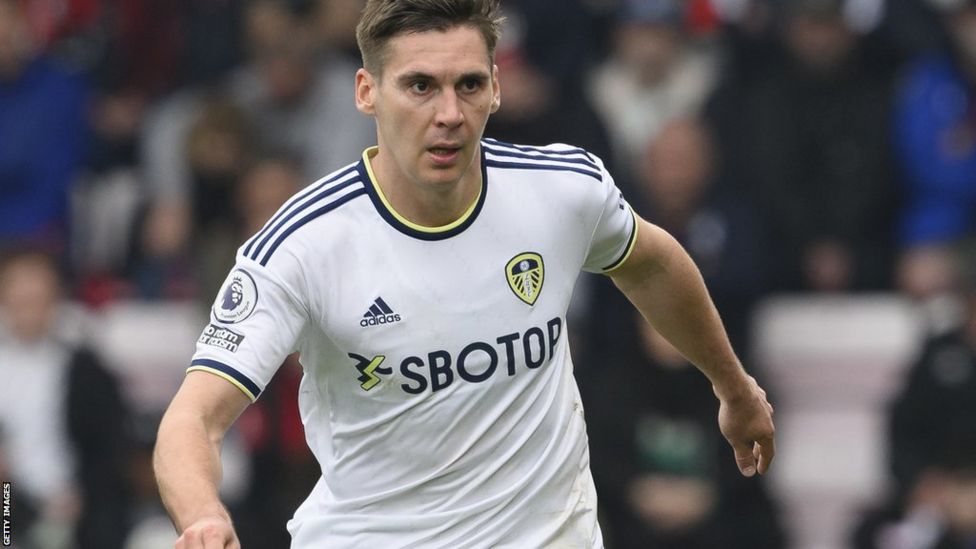 Max Wober: Leeds United defender joins Borussia Monchengladbach on loan ...
