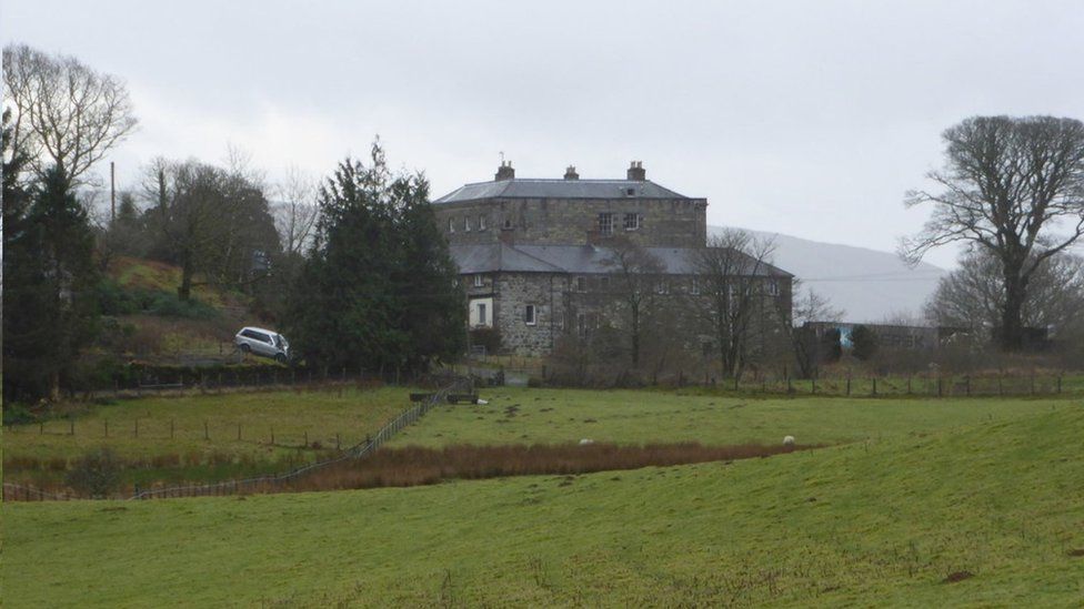 Nannau Hall: Grade II* listed mansion 'at risk' after lead theft - BBC News