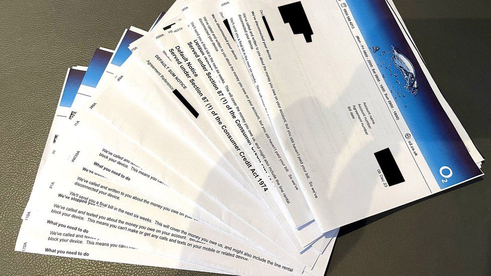 Identity theft: Belfast man speaks of stress after scam - BBC News