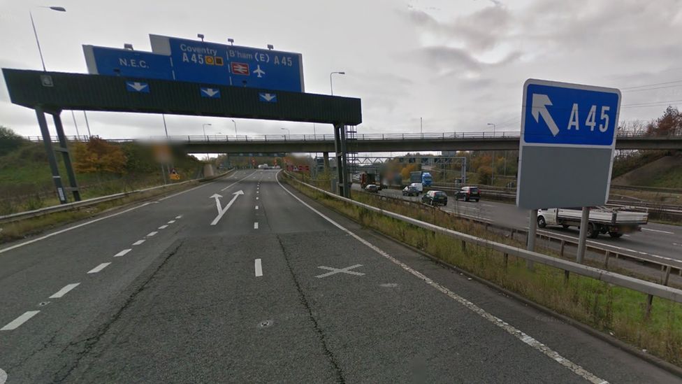 West Midlands 20-year transport plan approved - BBC News