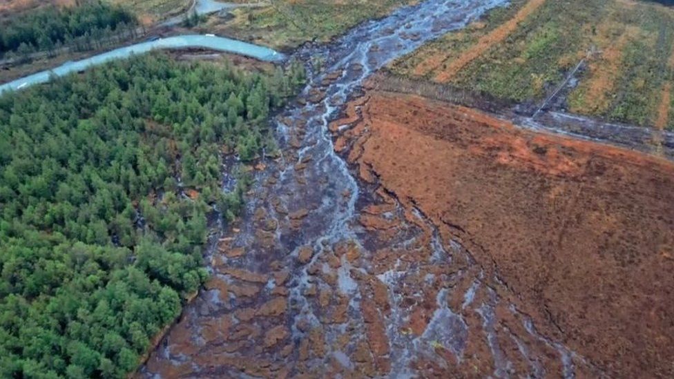 Donegal: Ministers shocked at peat slide devastation - BBC News