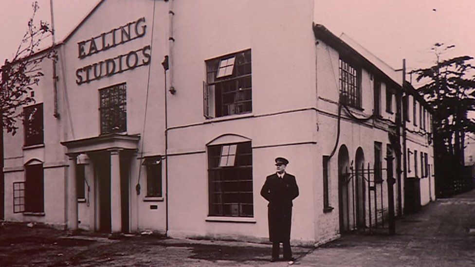 Sir Michael Balcon honoured in Birmingham film exhibition - BBC News