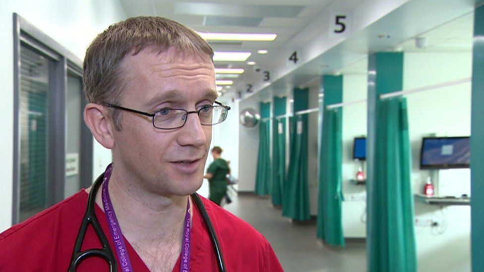 'Pryderon enfawr' am ddiogelwch ysbyty newydd y Faenor - BBC Cymru Fyw