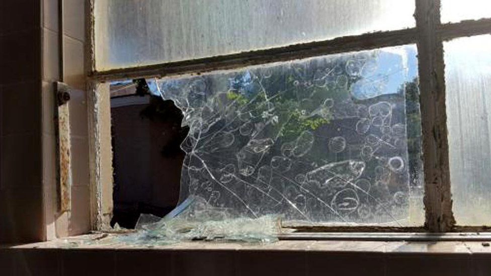 Kincorth swimming pool in Aberdeen open again after vandalism - BBC News