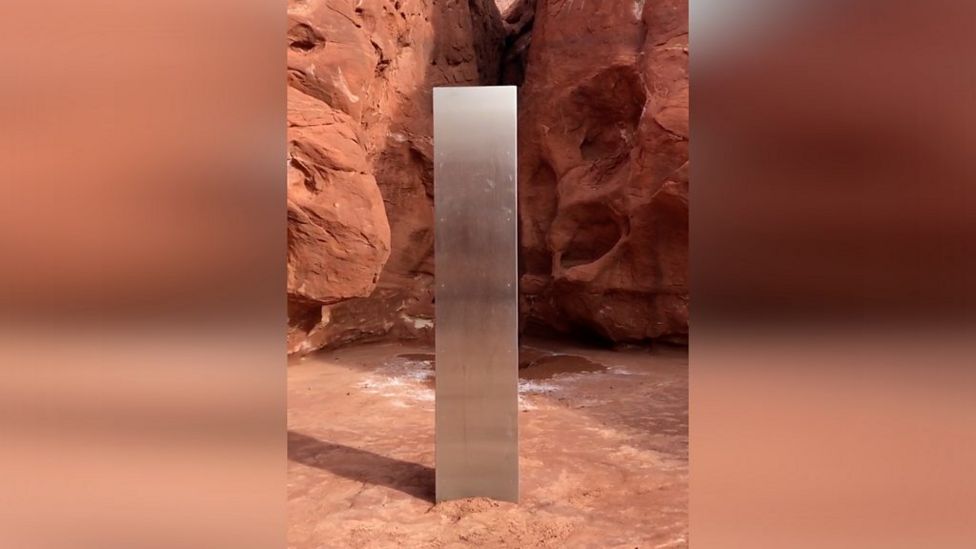 Isle of Wight monolith: 'Magical' structure appears on beach - BBC News