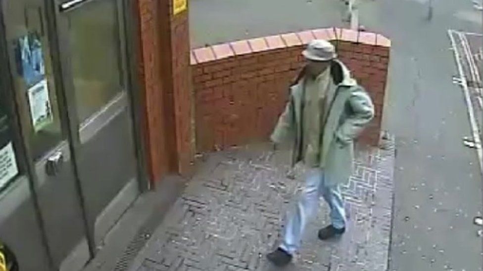 Jamal Sheik-Mohammed jailed for stabbing friend to death - BBC News