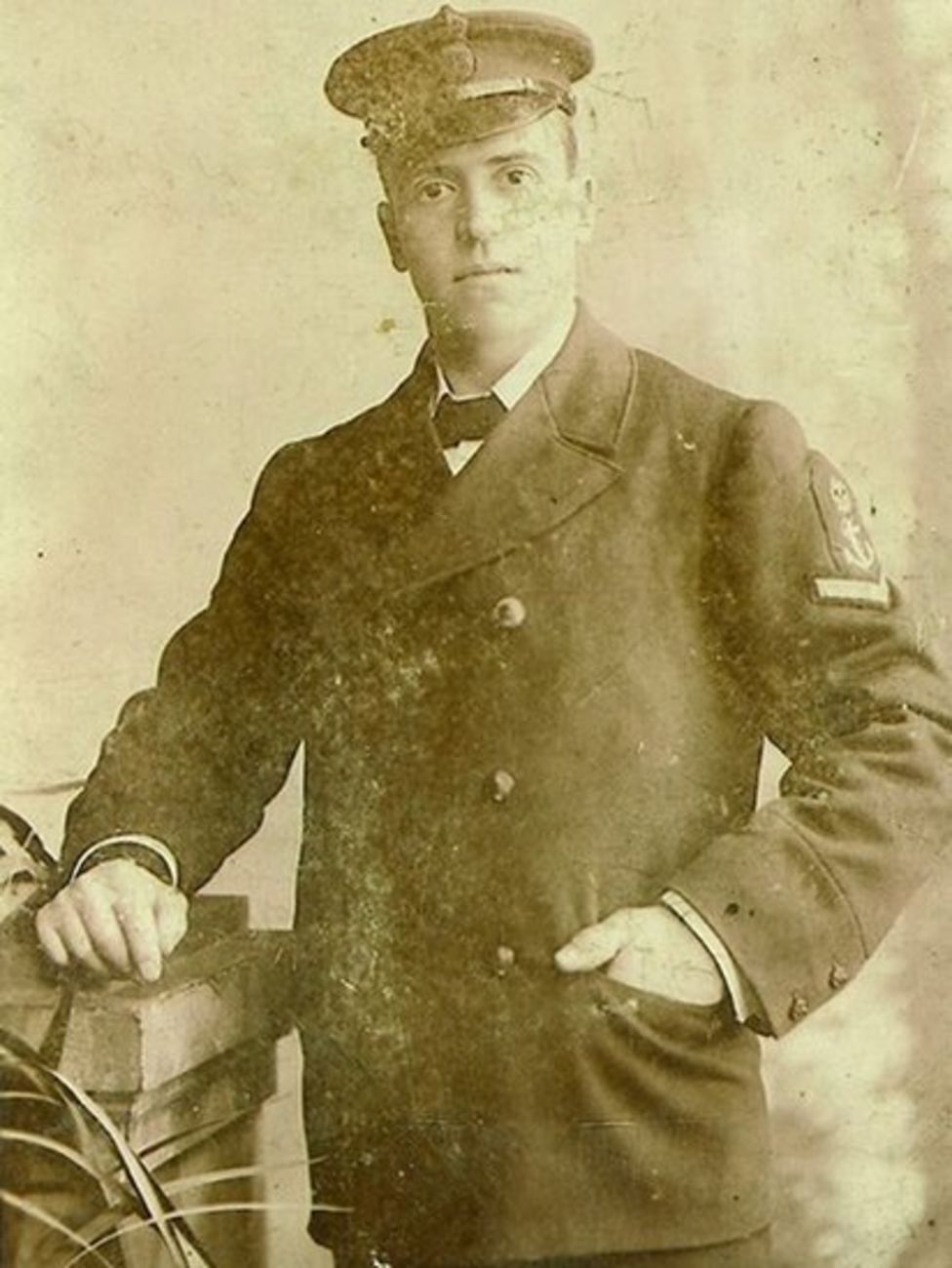 In pictures: World War One's Irish sailors - BBC News