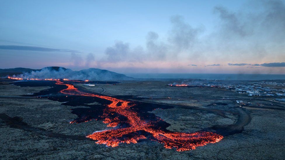 Icelandic town of Grindavik evacuated again after further volcanic eruption - BBC Newsround