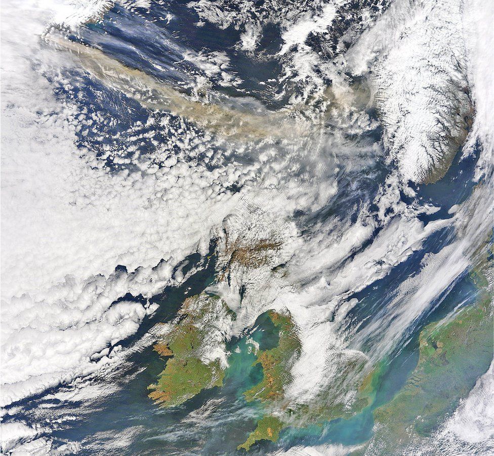 'Better estimate' of volcanic ash cloud return - BBC News