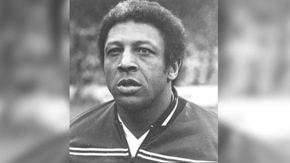 Clive Sullivan rugby exhibition opens at Hull's Streetlife Museum - BBC ...