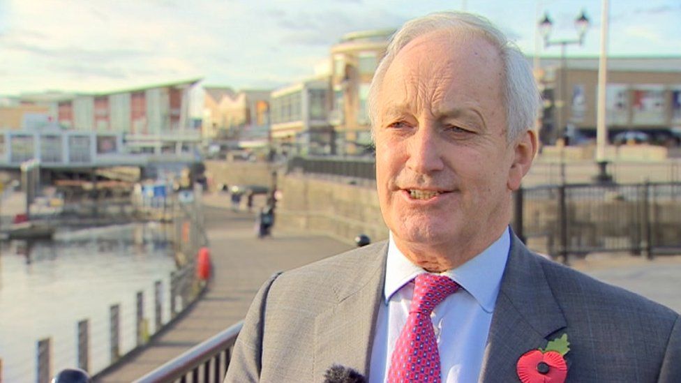 Embarrassments do not make UKIP a shambles, says Neil Hamilton - BBC News