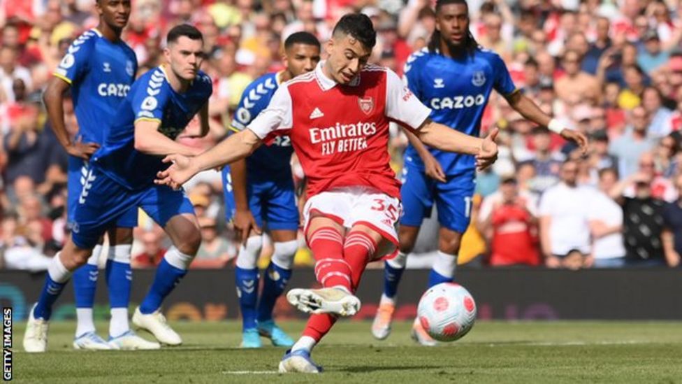 Arsenal 5-1 Everton: Gunners end season with win but miss out on top ...