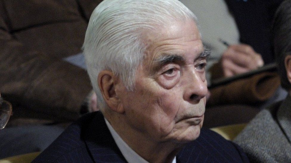 Argentina Dirty War ex-general Luciano Menéndez dies at 90 - BBC News