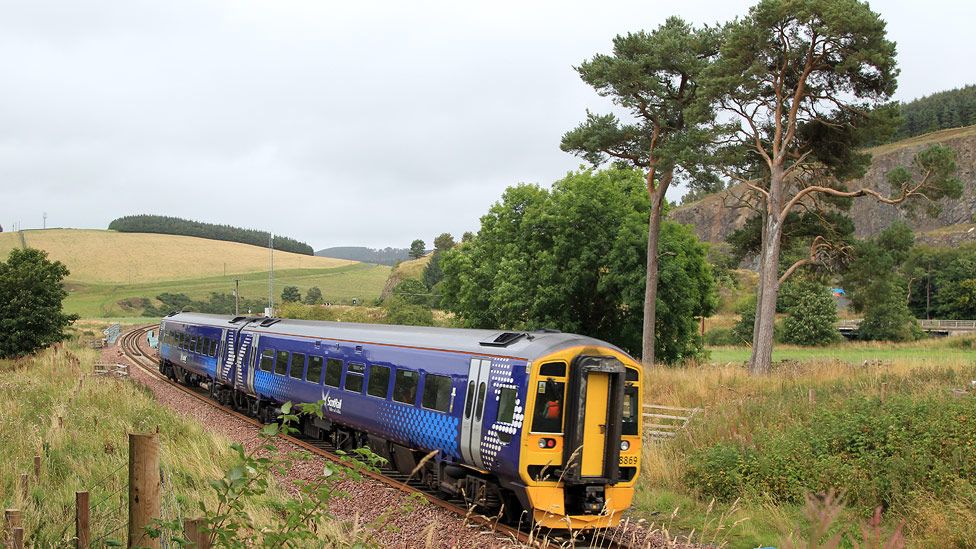 Borders Railway extension option remains open - BBC News