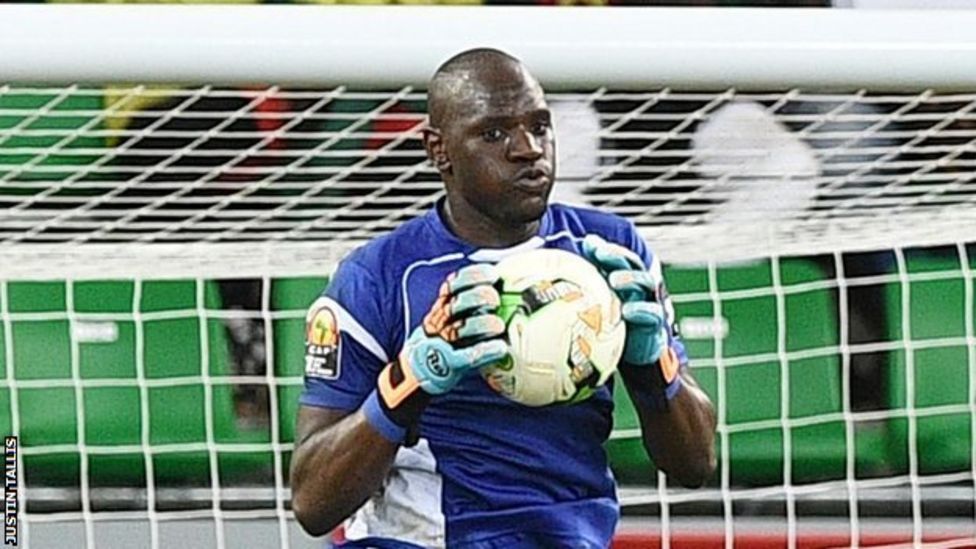 Uganda goalkeeper Denis Onyango signs new deal at Mamelodi Sundowns ...