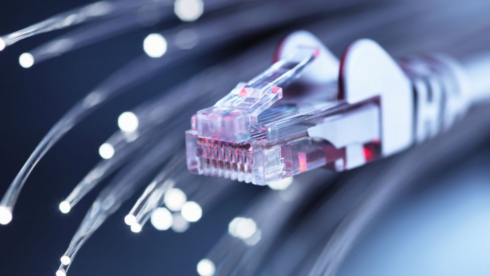 Gigabit broadband: Half-a-million rural homes to get boost - BBC News