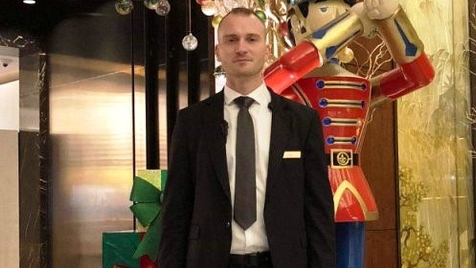 Tudor Simionov death: Three jailed for Park Lane bouncer killing - BBC News