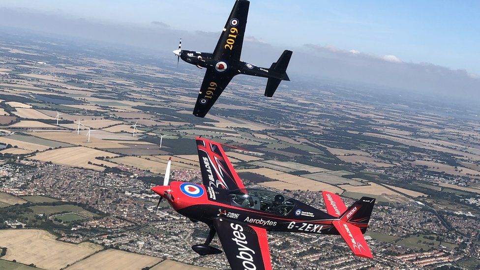 RAF bids final farewell to Tucano training plane - BBC News