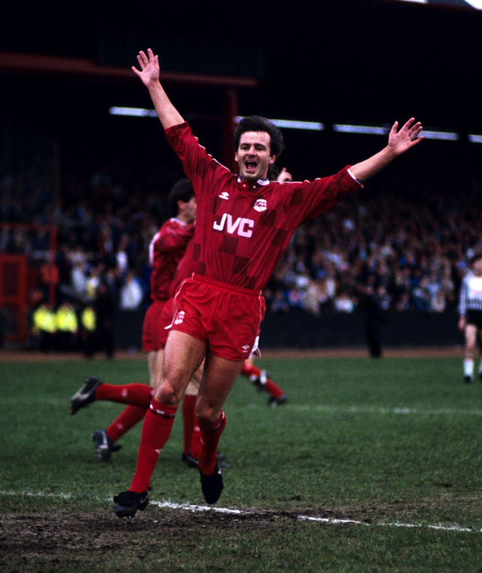 'Nicholas lit up the city' - BBC Sport