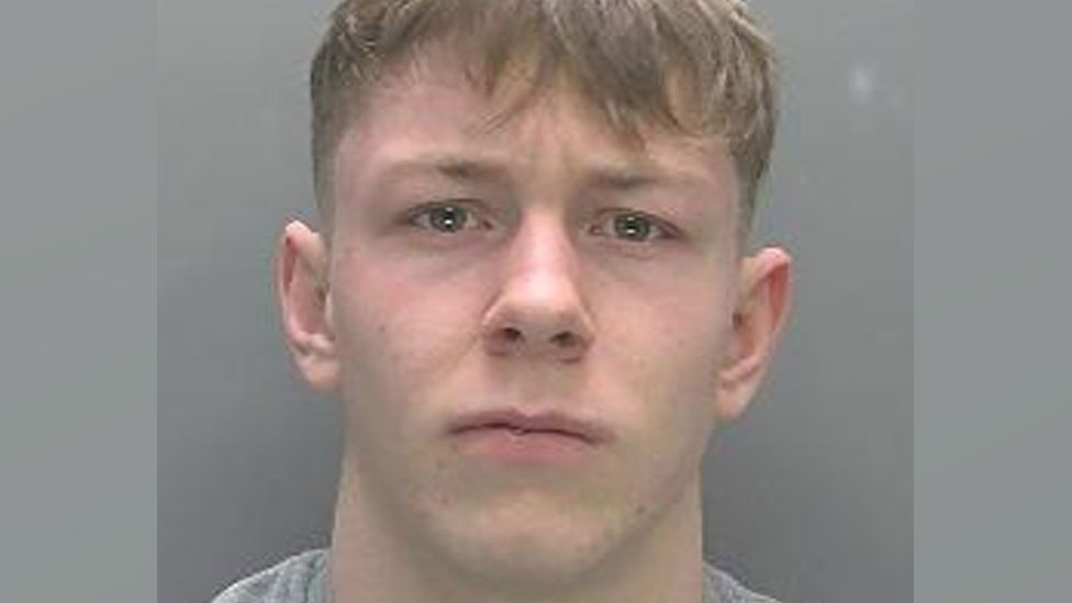 St Ives man who 'went on rampage using extreme violence' jailed - BBC News