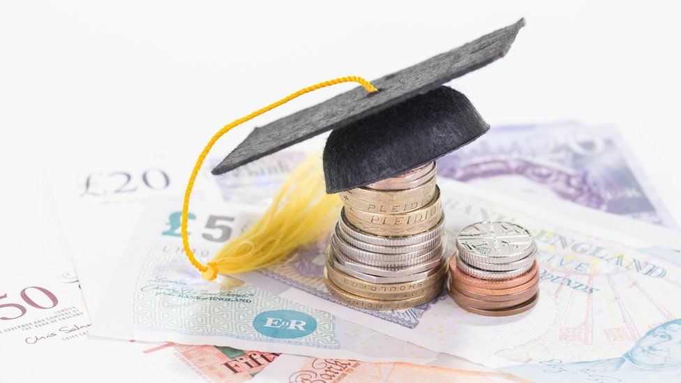 School funding: Winners and losers in shake-up - BBC News