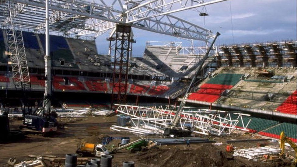 Was 1999 the year that helped shape modern Wales? - BBC News