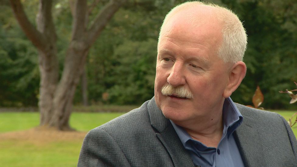 Renewed bid to find Aberdeen cheese wire killer 35 years on - BBC News