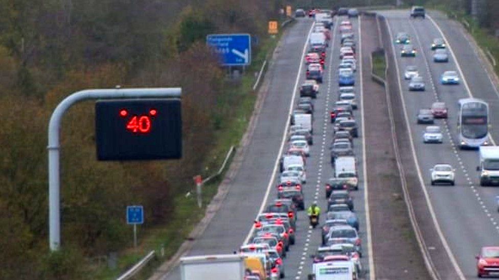 Warning of year-long M32 delays - BBC News