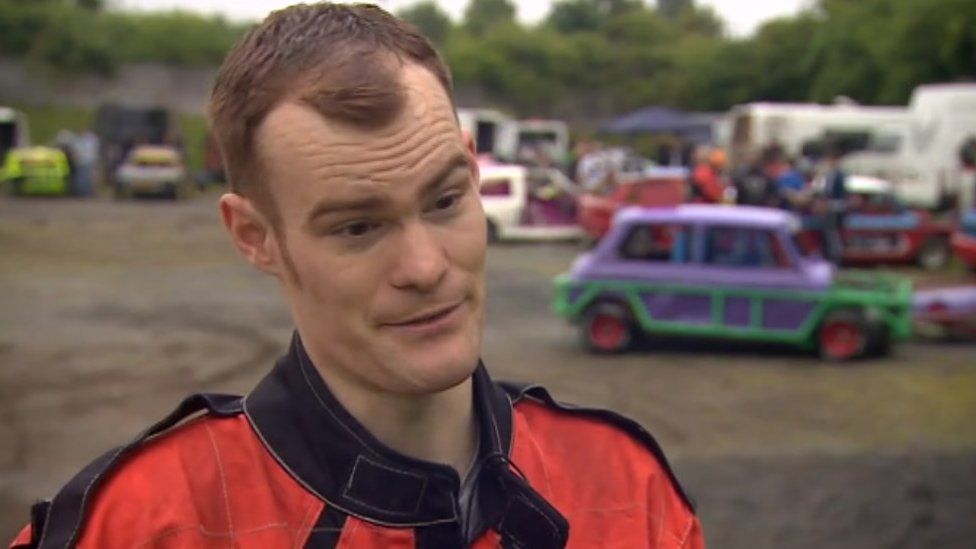 Phil Merrick's Instagram, Twitter & Facebook on IDCrawl