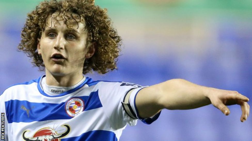 Aaron Kuhl: Reading midfielder joins Boreham Wood on loan - BBC Sport