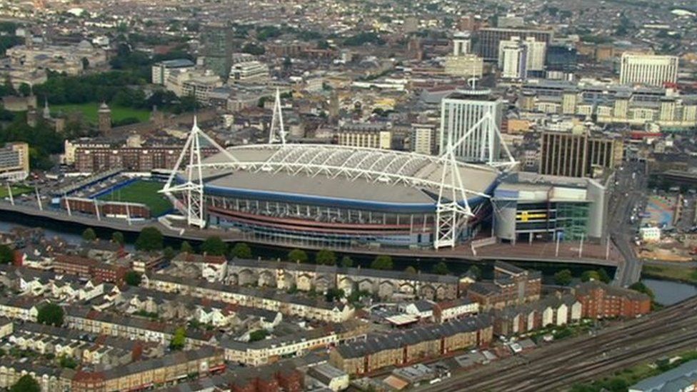 Elected mayors offer more clout, Welsh Conservative says - BBC News