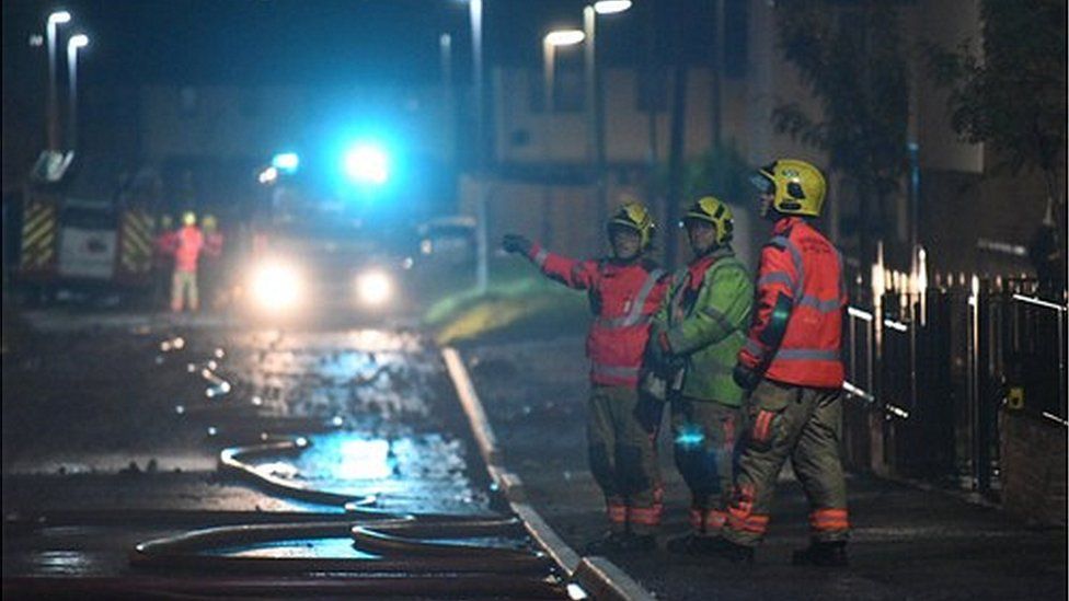 Huge blaze engulfs partly built Gorton flats - BBC News