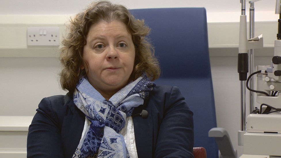 Optician who claims to treat autism struck off - BBC News