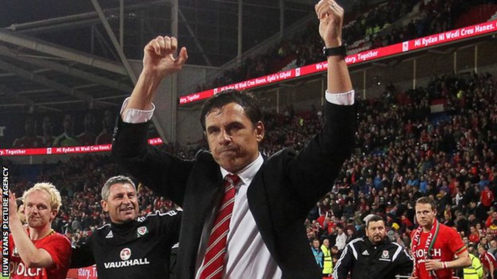 Chris Coleman: Wales manager signs two-year contract extension - BBC Sport