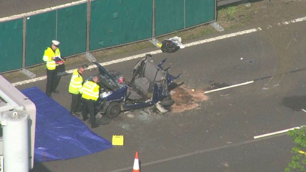 Five die as car and lorry crash on M6 in Staffordshire - BBC News