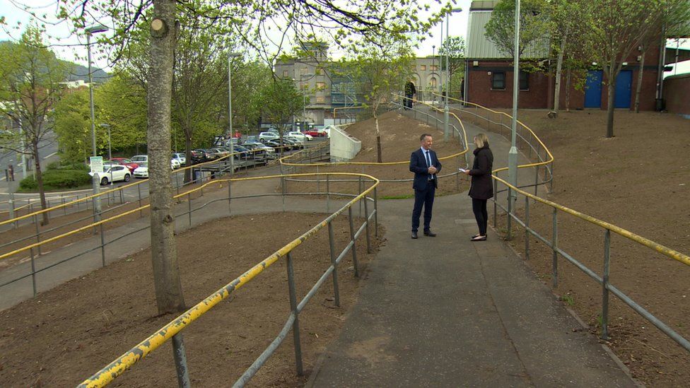 Yorkgate station drug dealing fears prompt new safety measures - BBC News