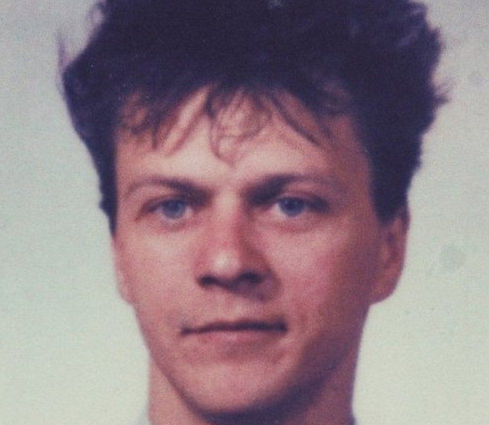 Clive Porter: Killer on the run convicted of canal murder - BBC News