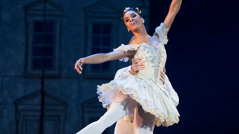 Bollywood-backed Indian ballet prodigy finds feet in London - BBC News